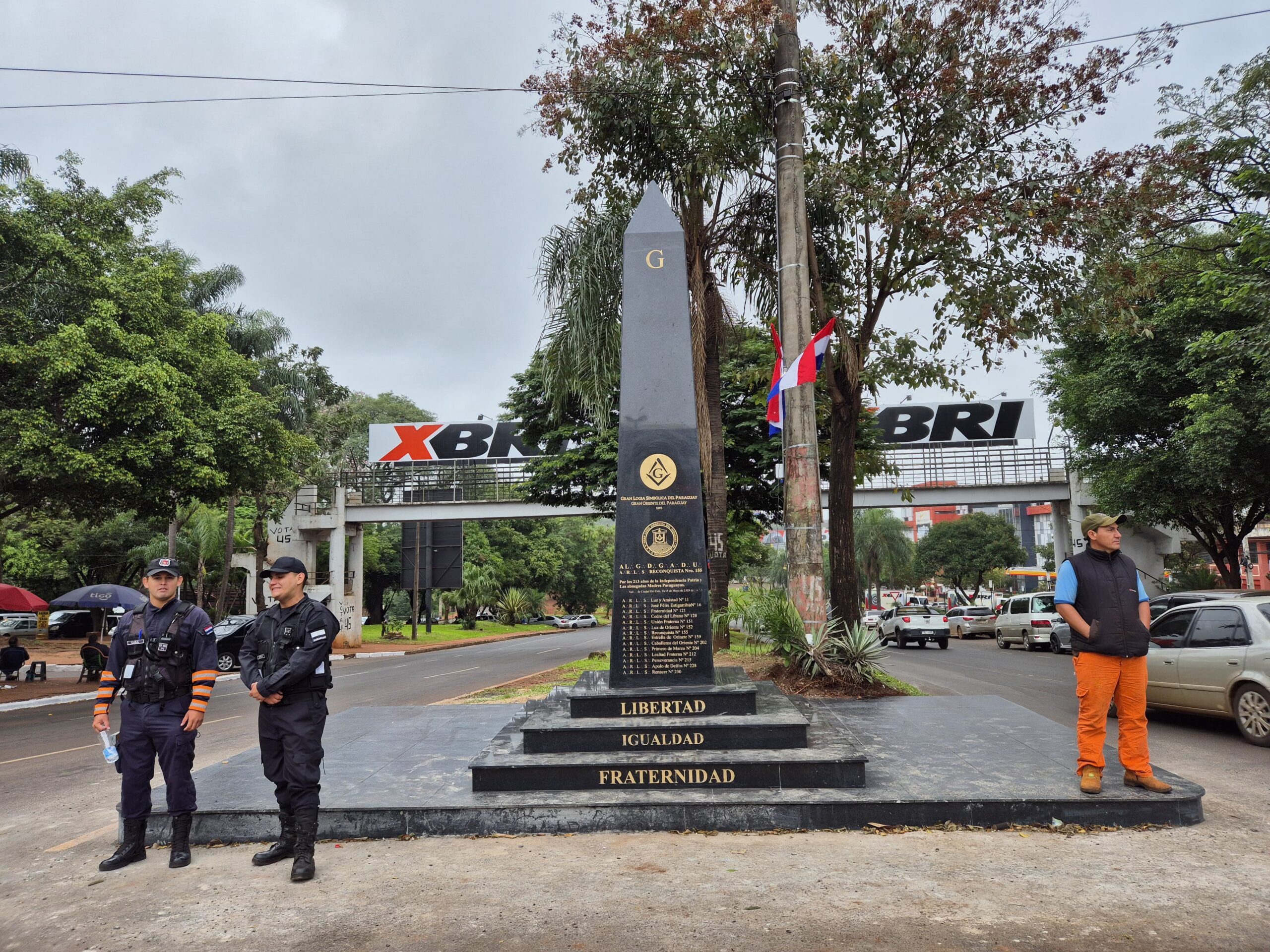 Masones USURPARON espacio verde con apoyo del intendente PRIETO para ...