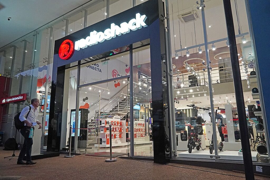 RADIOSHACK te conecta al Este del país con su nueva tienda – AhoraCDE