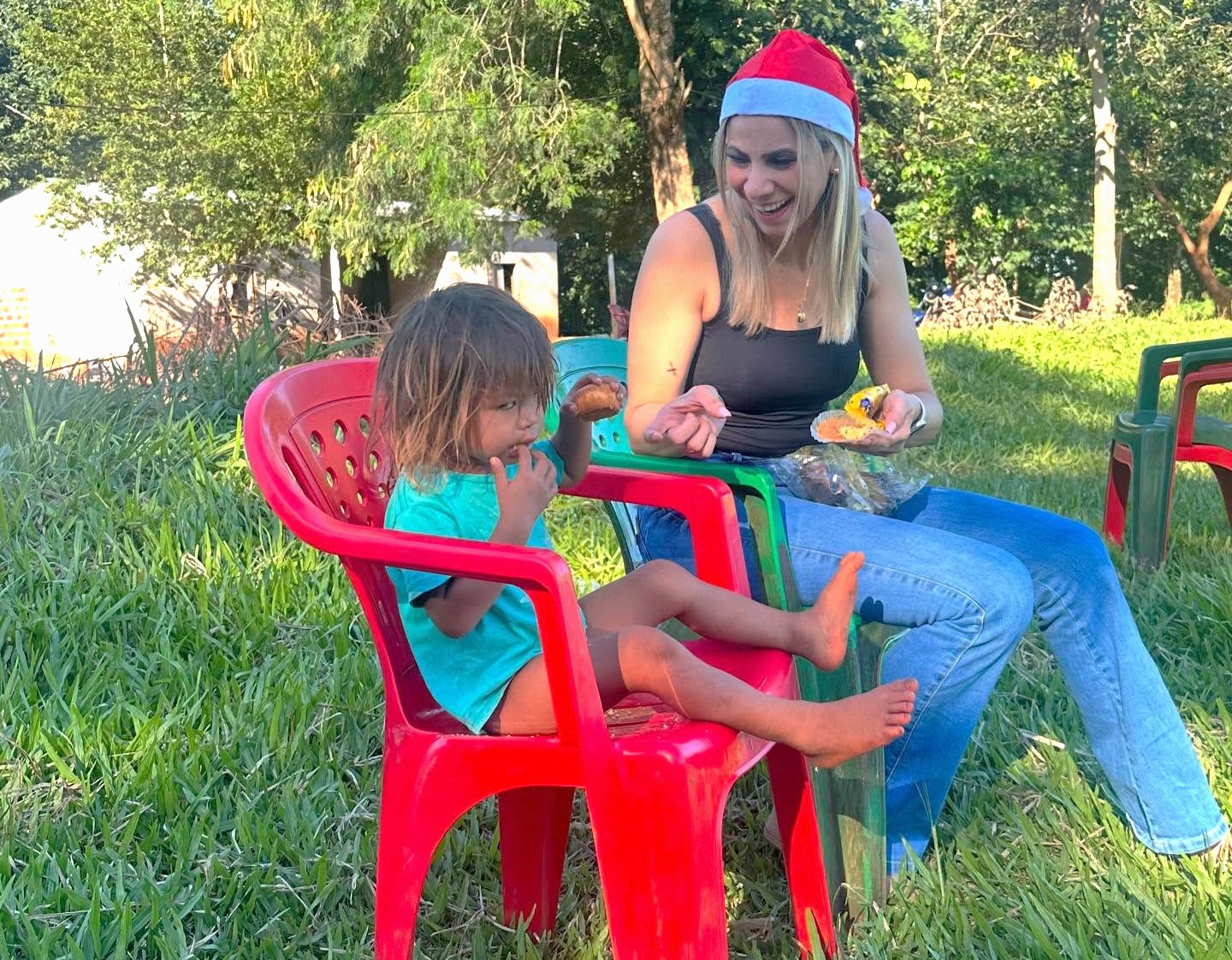 Diputada LIBEROCARTISTA, Roya Torres, USA a NIÑOS buscando “BLANQUEAR ...