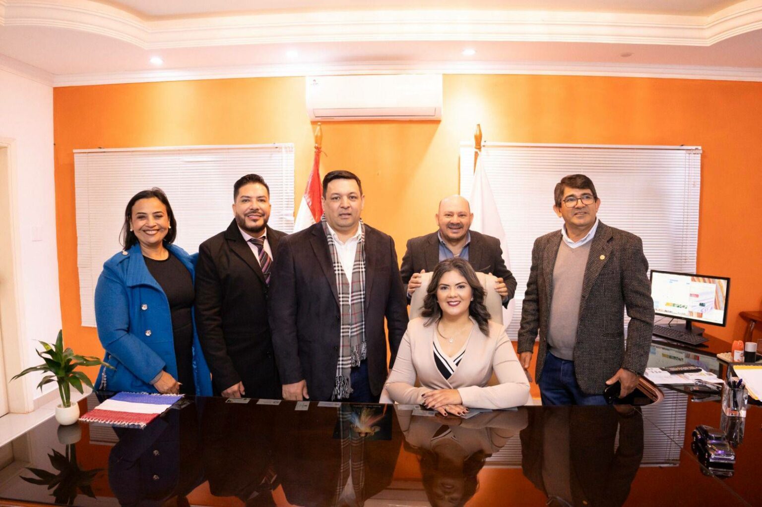 CDE REHEN de la CORRUPCIÓN: María Portillo SACÓ a hurreros y ...